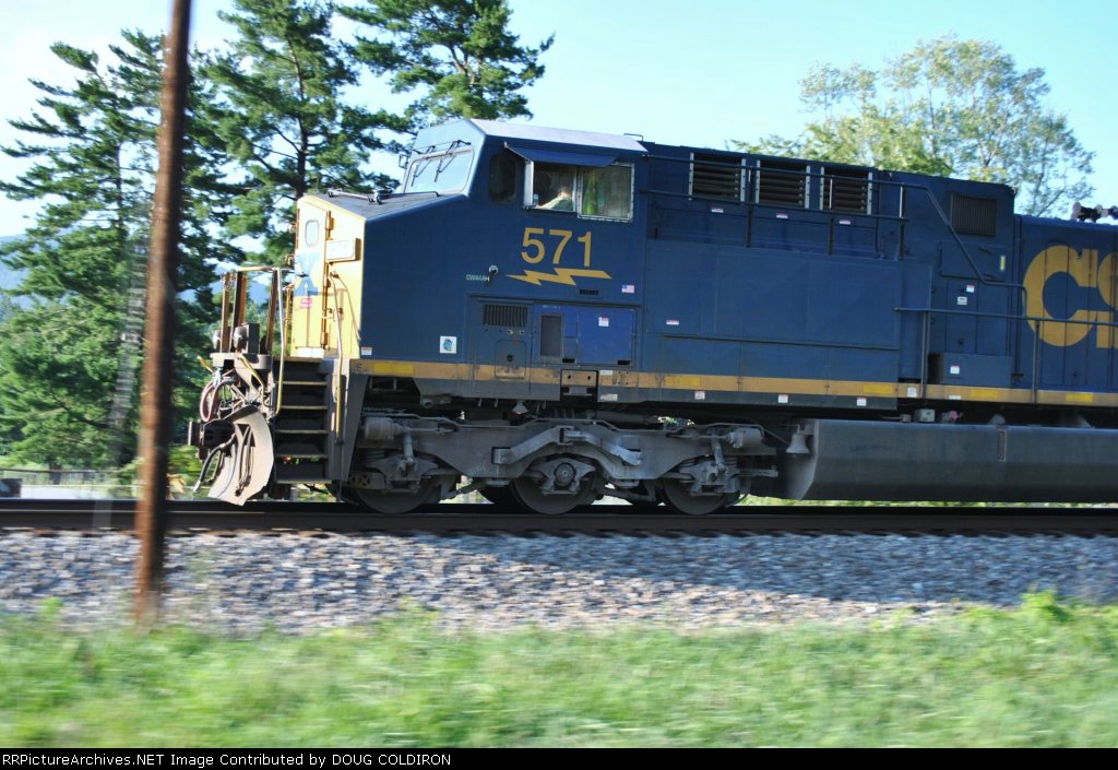 CSX 571